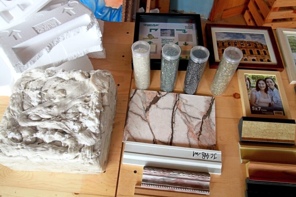 A Recycling Collection Service That Accepts All Kinds Of Waste