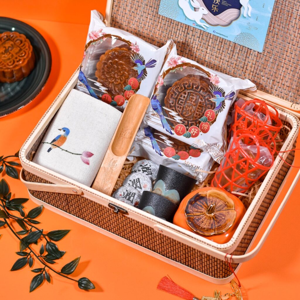 Incredibly Gorgeous Mooncake Gift Sets That Will Amaze You