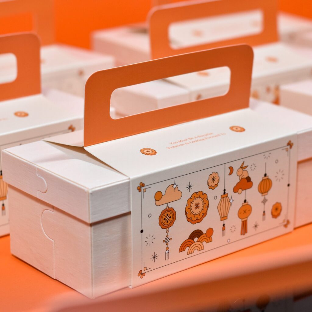 Incredibly Gorgeous Mooncake Gift Sets That Will Amaze You