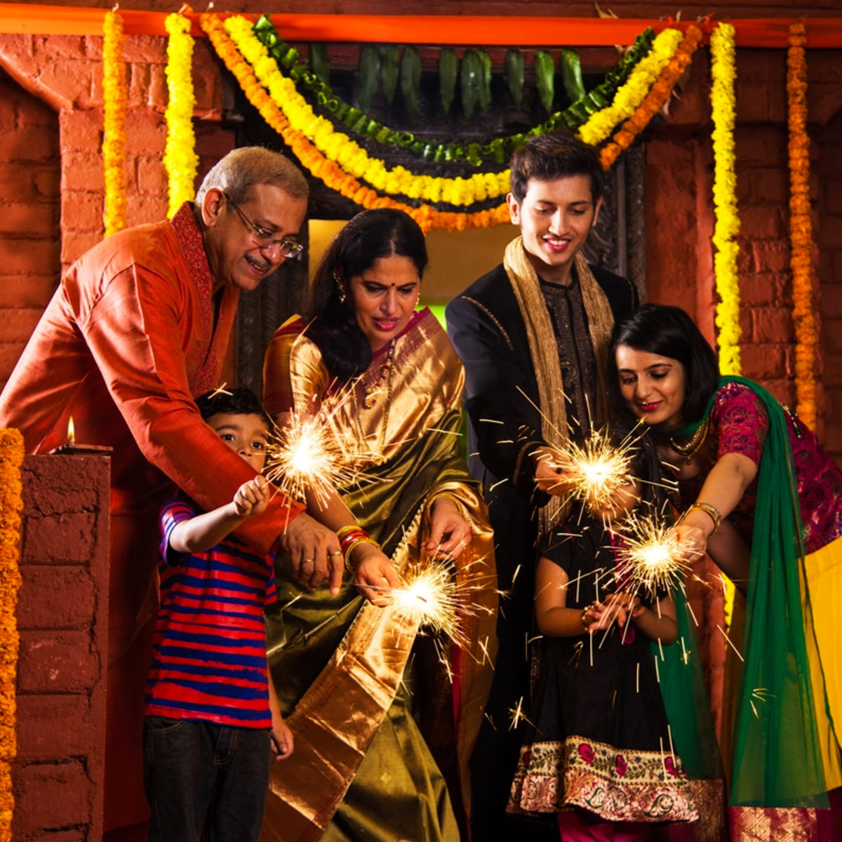 Here's 10 Interesting Facts To Know About Deepavali