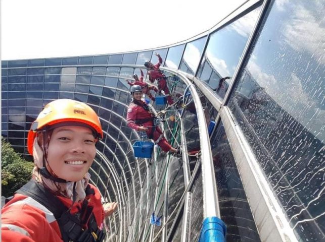 Normalia Sidek Has No Fear Of Climbing Up Tall Towers