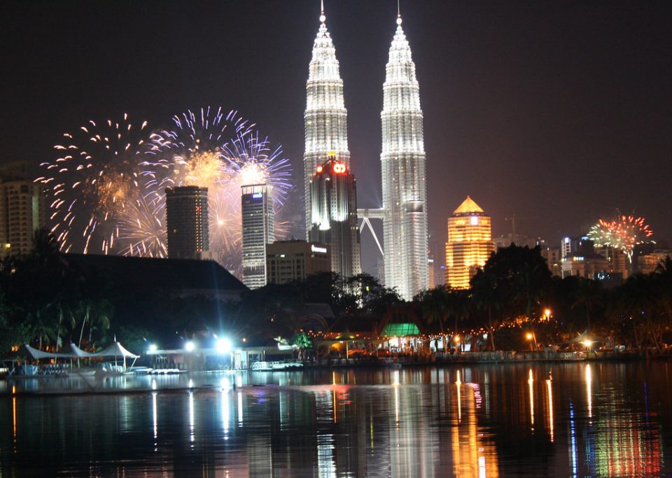 Lookout Point in KL and Selangor For This NYE Firework View!