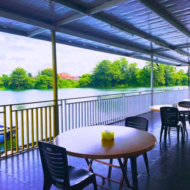 Floating Restaurants In Malaysia & Beautiful Sceneries To Dine In