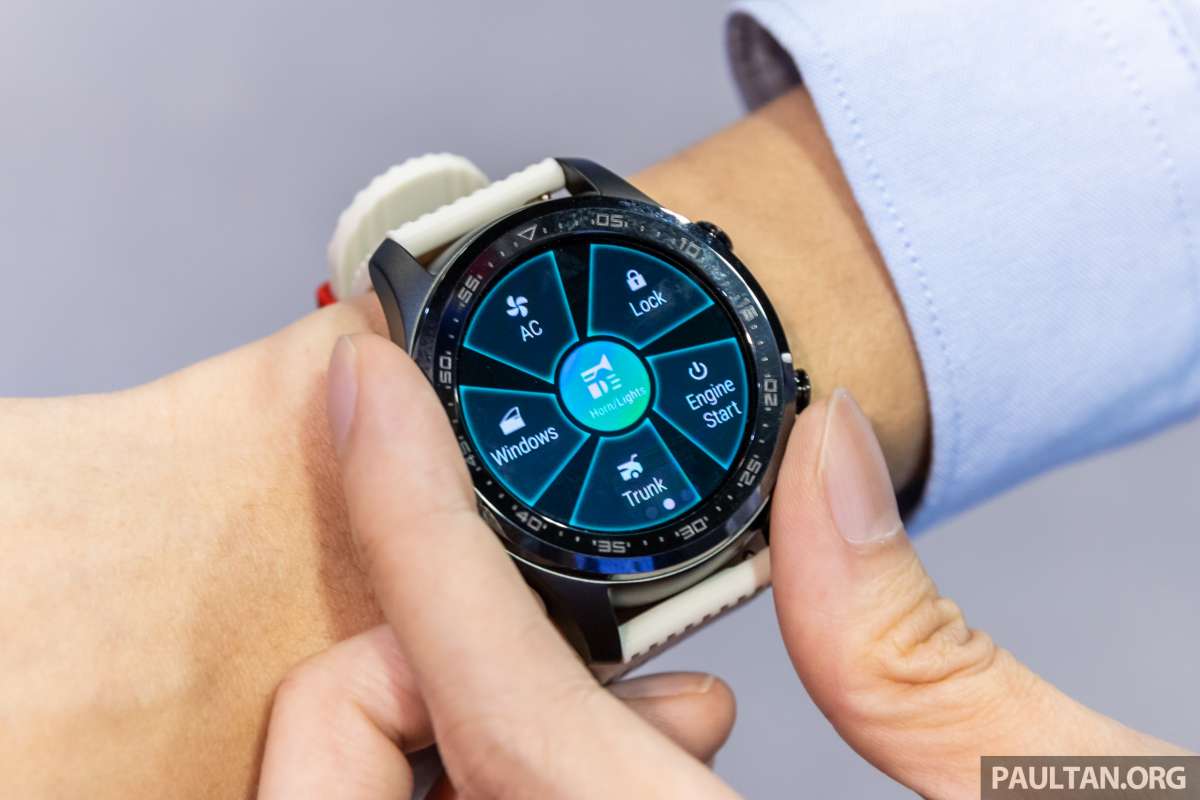 Proton X Smartwatch For Only RM 1,499 Now!