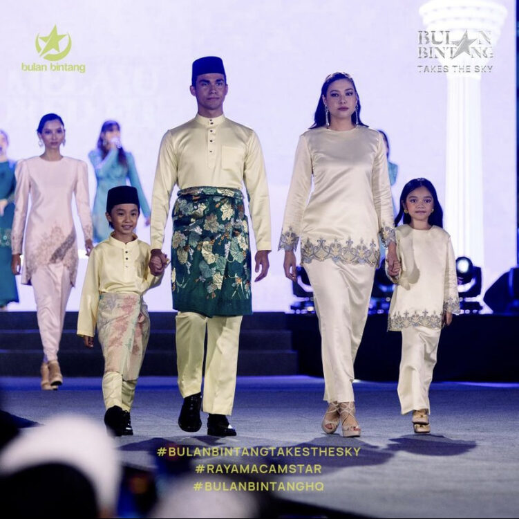 Bulan Bintang ‘Takes The Sky’ Fashion Show Listed In Malaysia Book Of ...