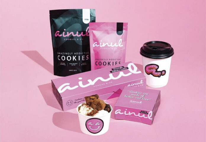Ainul Cookies & Co: Pink Café For Pink Lovers