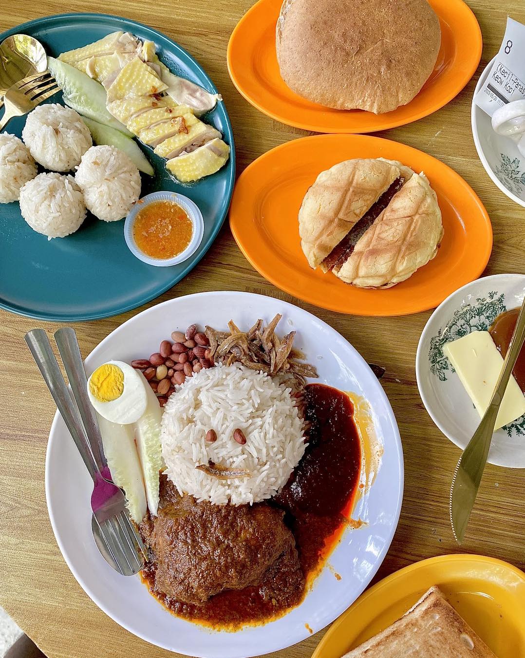9 Breakfast Spots In Selangor For Local & Western Food Lovers
