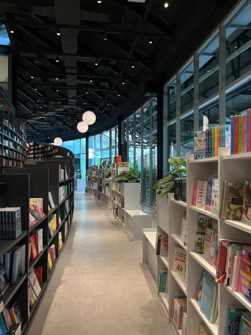 BookXcess The Gardens Mall With Nice View & Affordable Books