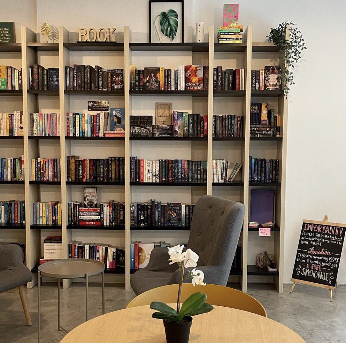Orchid's Library Cafe: A Perfect Place For All The Books Lovers