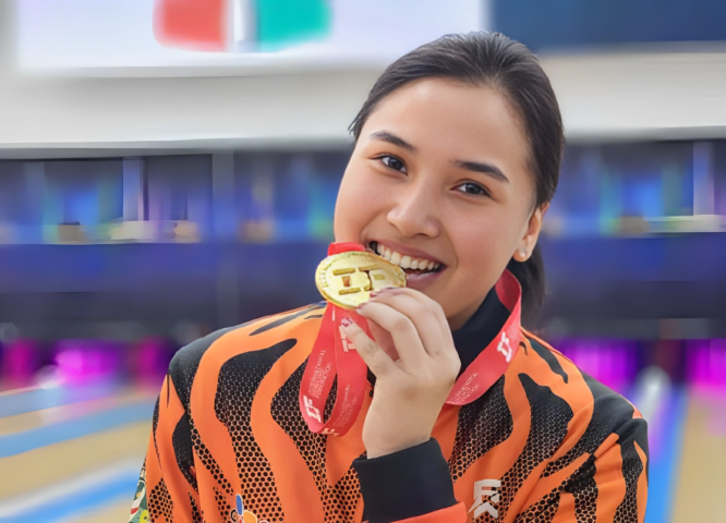 Natasha Roslan Grabs Gold Medal In World Bowling Championship